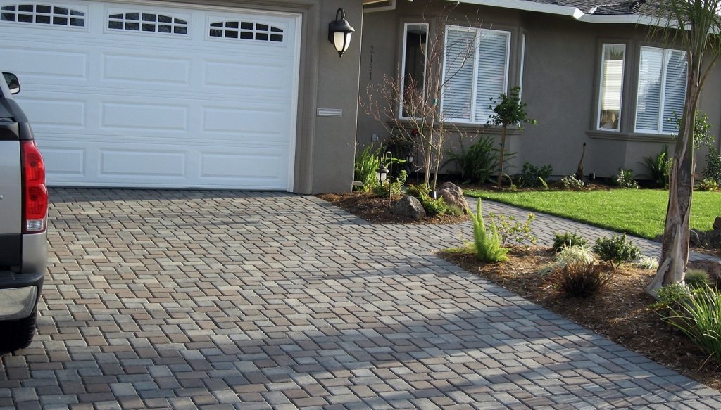 Cobble - Pacific Interlock Paver, Inc.